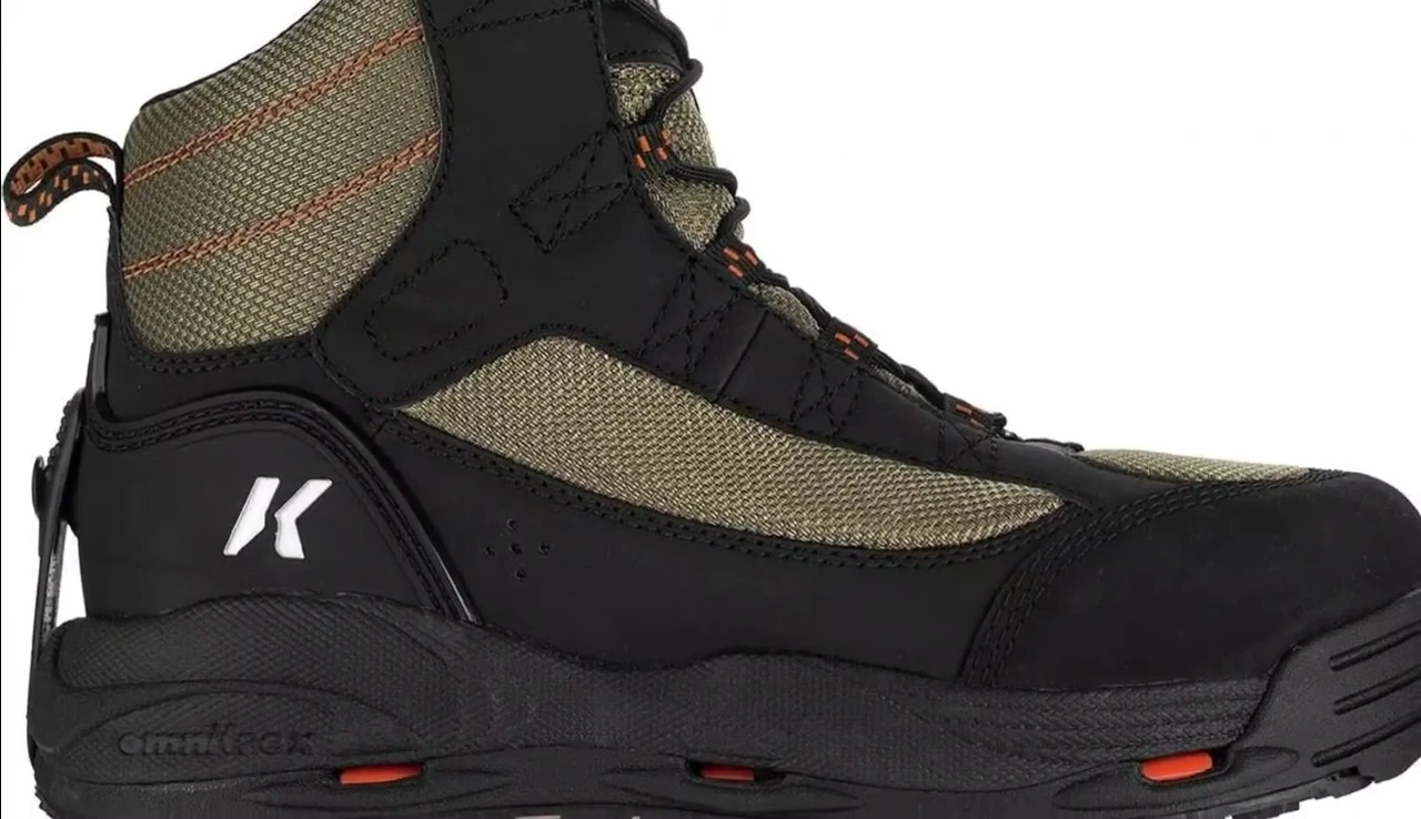 Top 5 Best Fishing Boots 2021: A Detailed Review